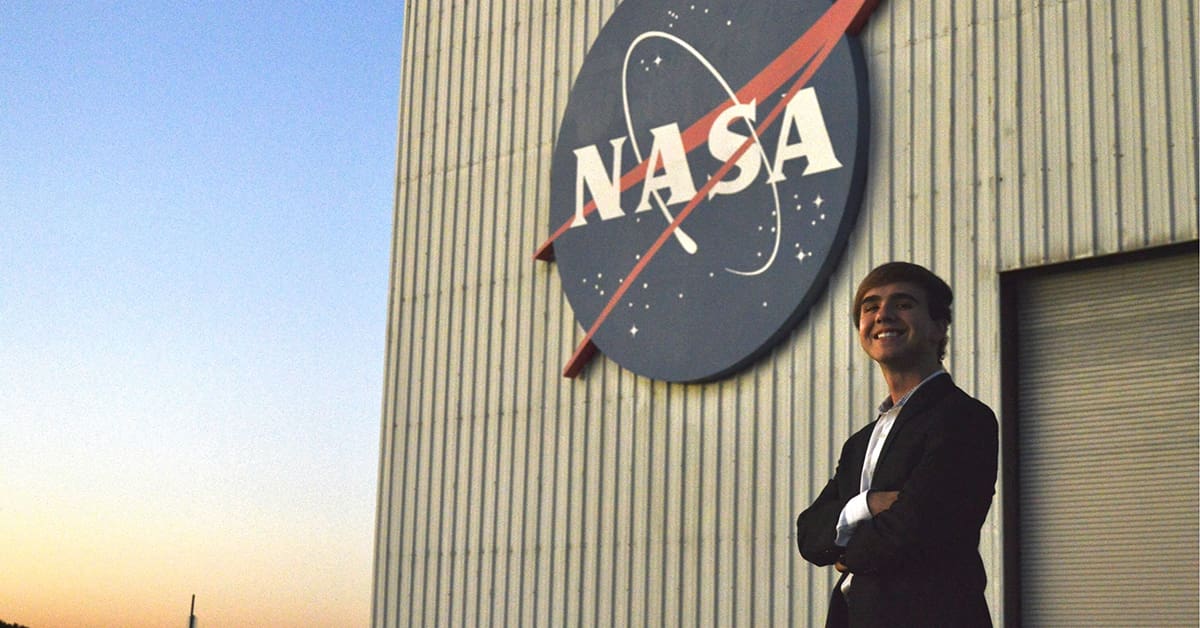 Arkansas Space Grant Sponsors 4-time NASA Intern - National Space Grant ...